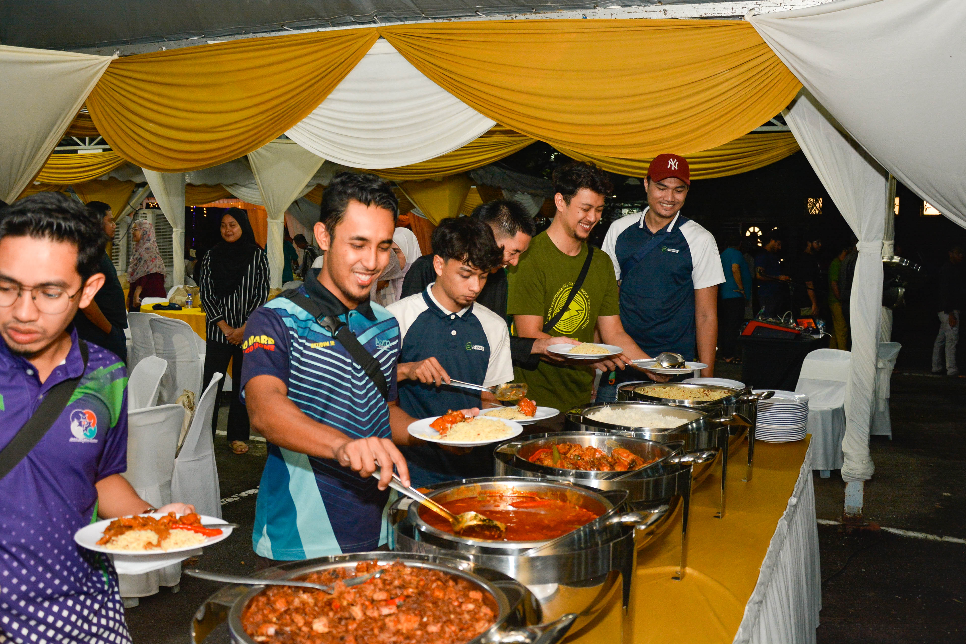 Majlis Iftar Perdana Masjid Ikram bersama Protasco Berhad - Protasco Active